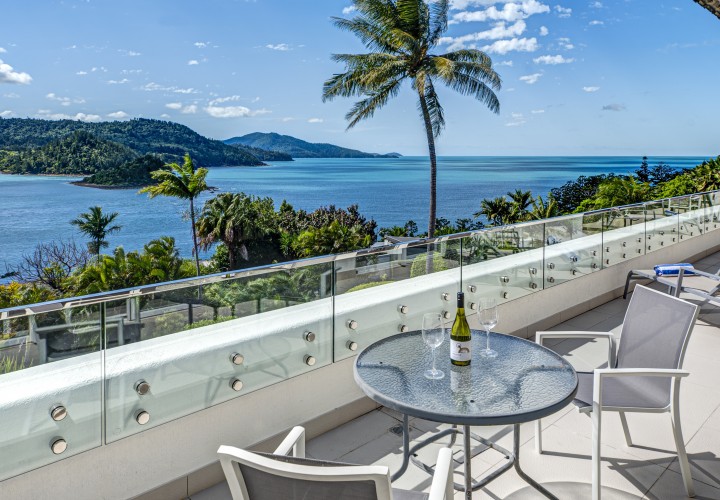 Best Luxury Hotels, Resorts & Holiday Homes in Queensland