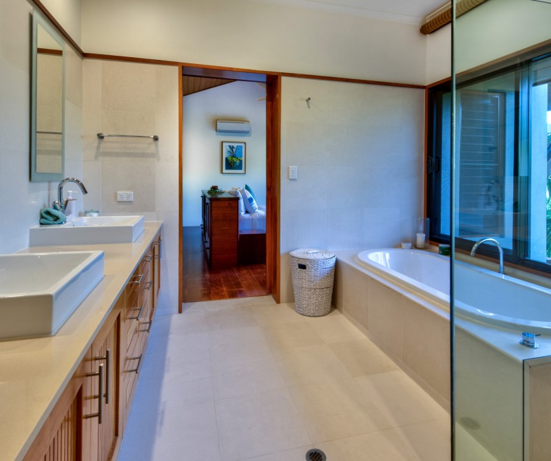 Iluka Luxury House | Hamilton Island - Luxury Holidays