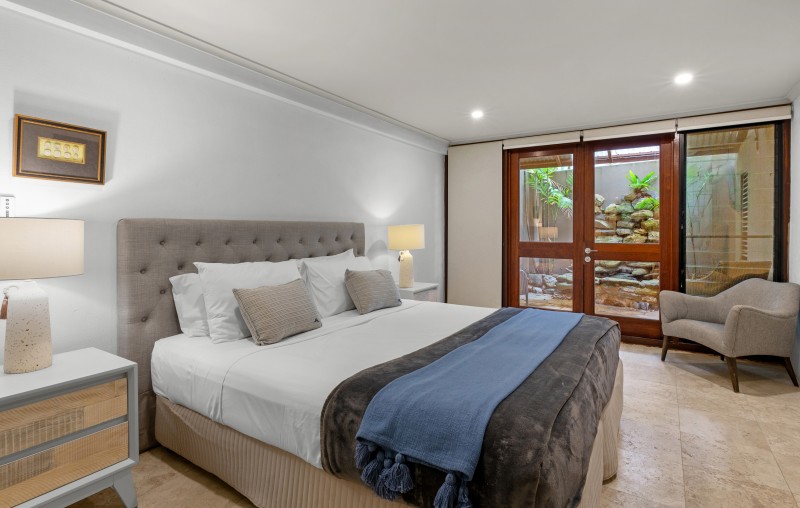 Oceans Edge Beach House | Oak Beach - Luxury Holidays