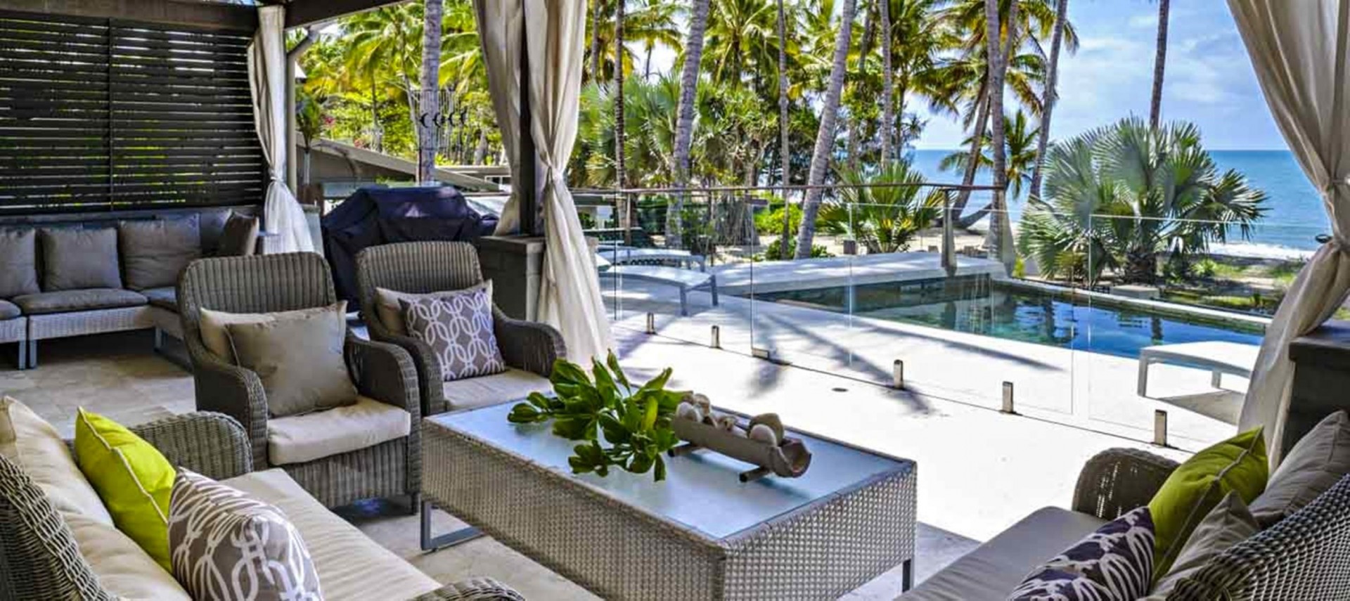 Oceans Edge Beach House | Oak Beach - Luxury Holidays