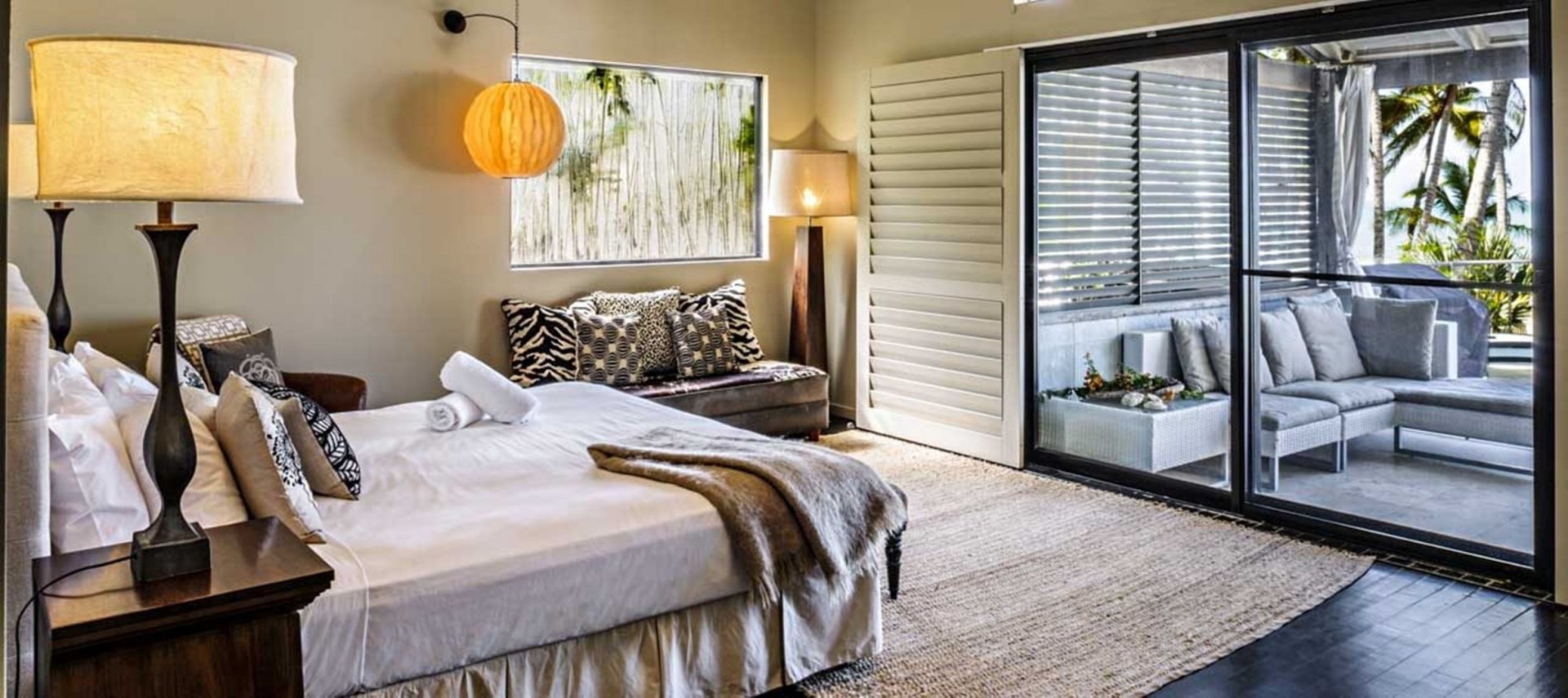 Oceans Edge Beach House | Oak Beach - Luxury Holidays