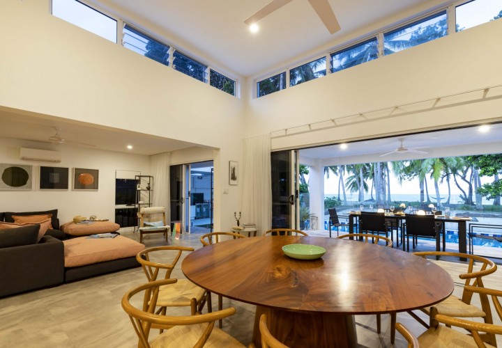 Oak Beach Accommodation and Holiday Rentals